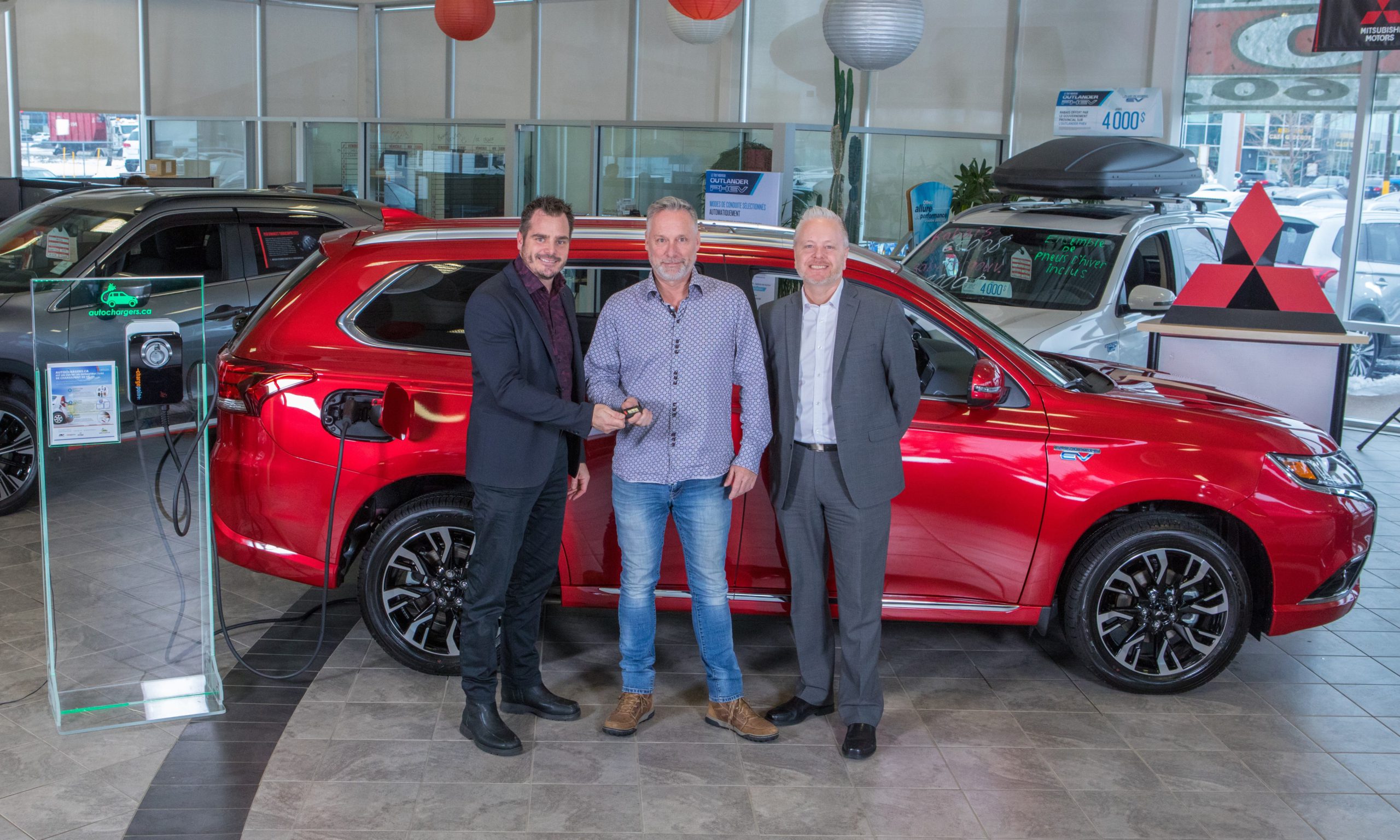 Mr. Serge McGraw from Québec helped Mitsubishi Outlander PHEV set a ...