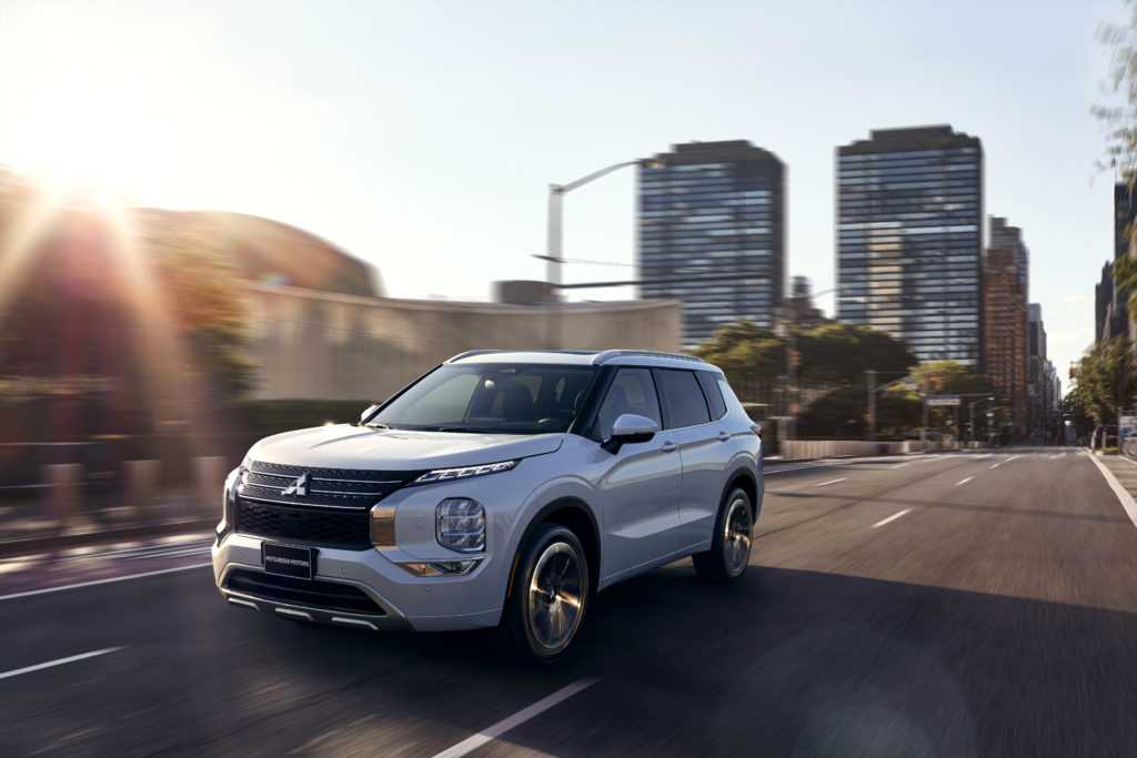 Mitsubishi 2022 All-New Outlander Boosts Family Tech with Feature ...